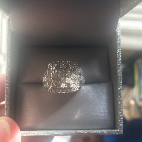 Jewelry | 2k Engagement Ring Size 7 | Poshmark